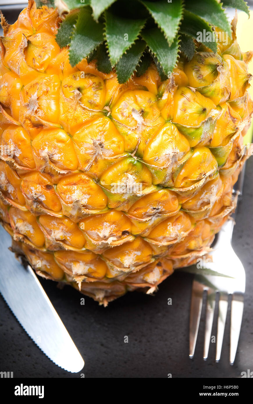 Pineapple stalk hi-res stock photography and images - Alamy