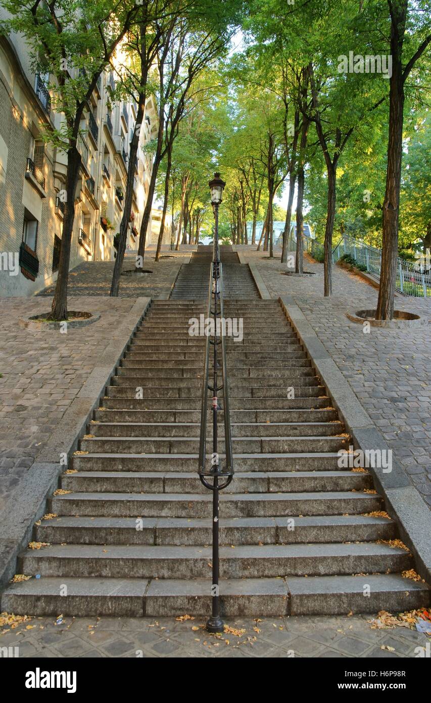 Villages of paris hi-res stock photography and images - Alamy