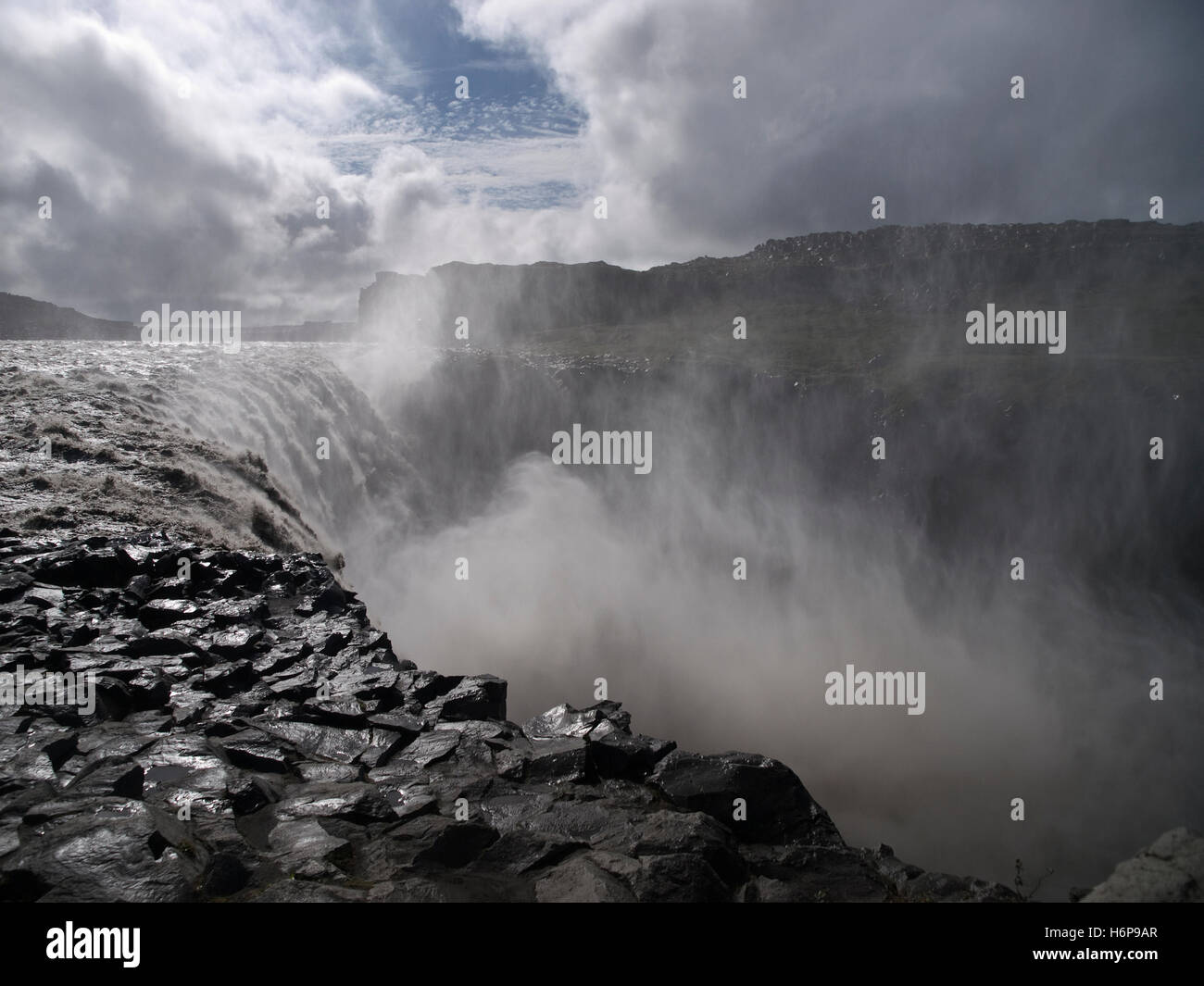 Big rivers hi-res stock photography and images - Alamy