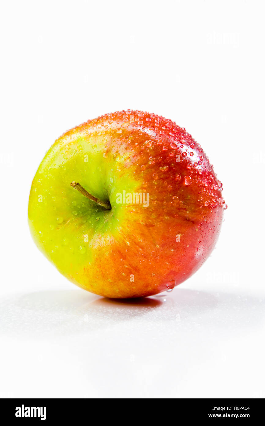 Roter apfel red apple hi-res stock photography and images - Alamy
