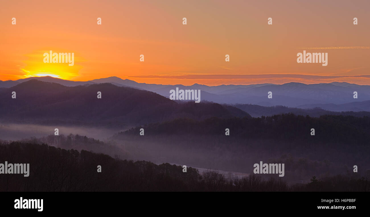 Appalachian sunset winter hi-res stock photography and images - Alamy