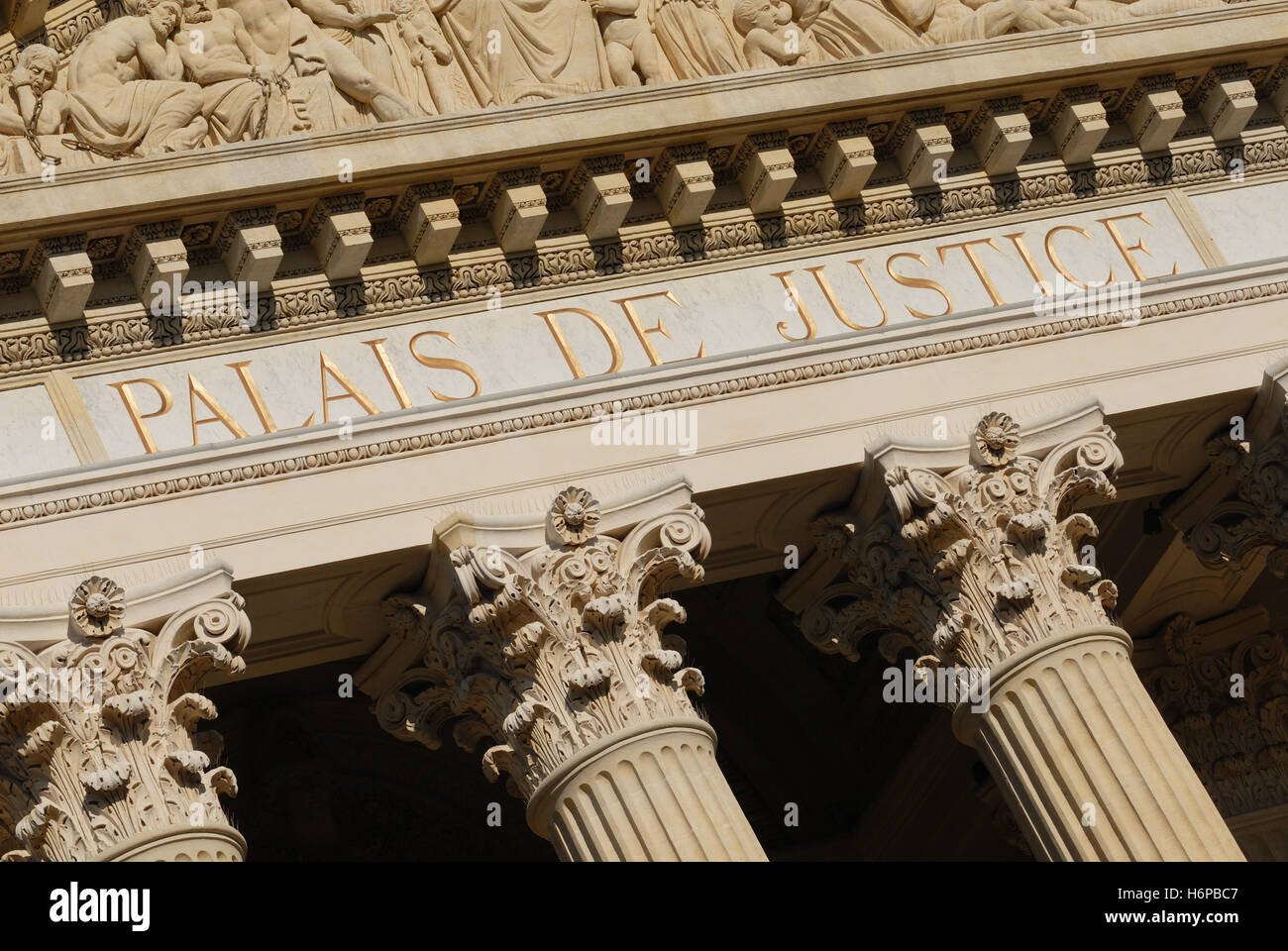 Politics tribunal hi-res stock photography and images - Alamy