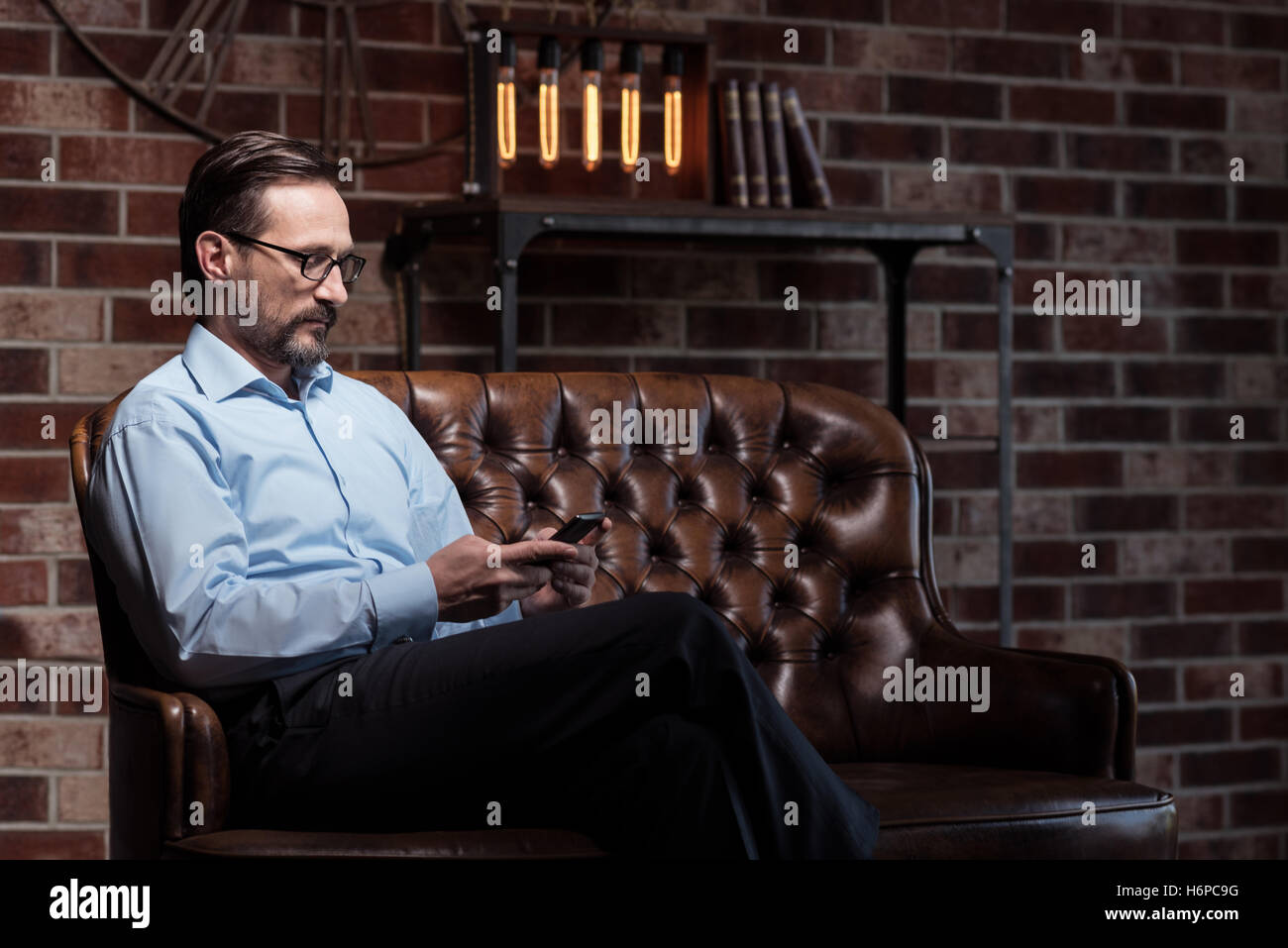 Self typing hi-res stock photography and images - Alamy