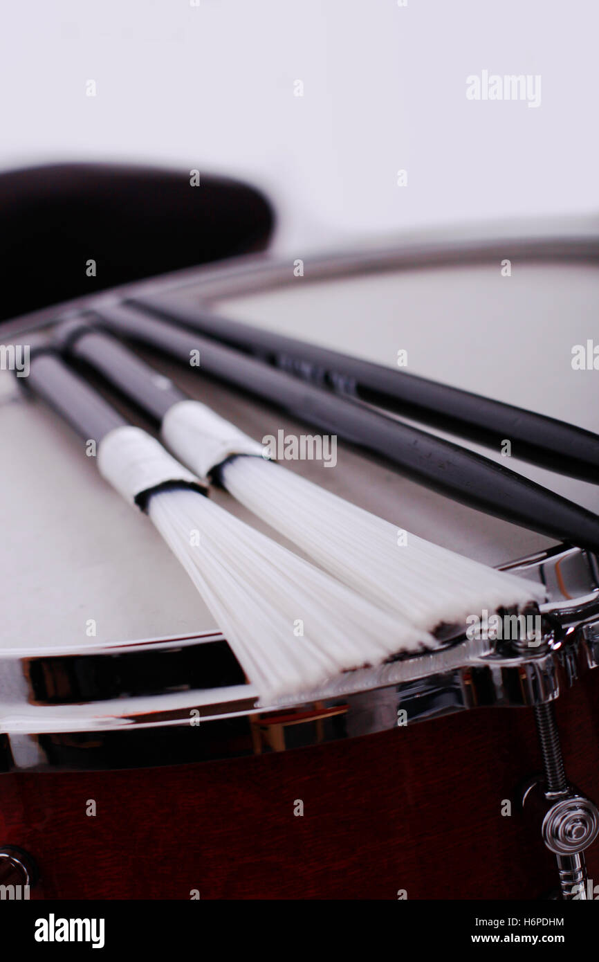 Snare drum hi-res stock photography and images - Alamy