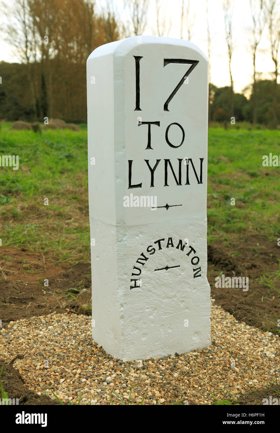 old wayside Milestone, 17 miles to Kings Lynn, original bottom half ...