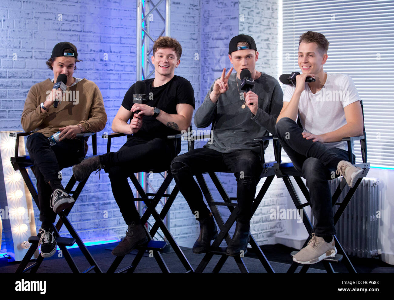 Left to right james mcvey hi-res stock photography and images - Alamy