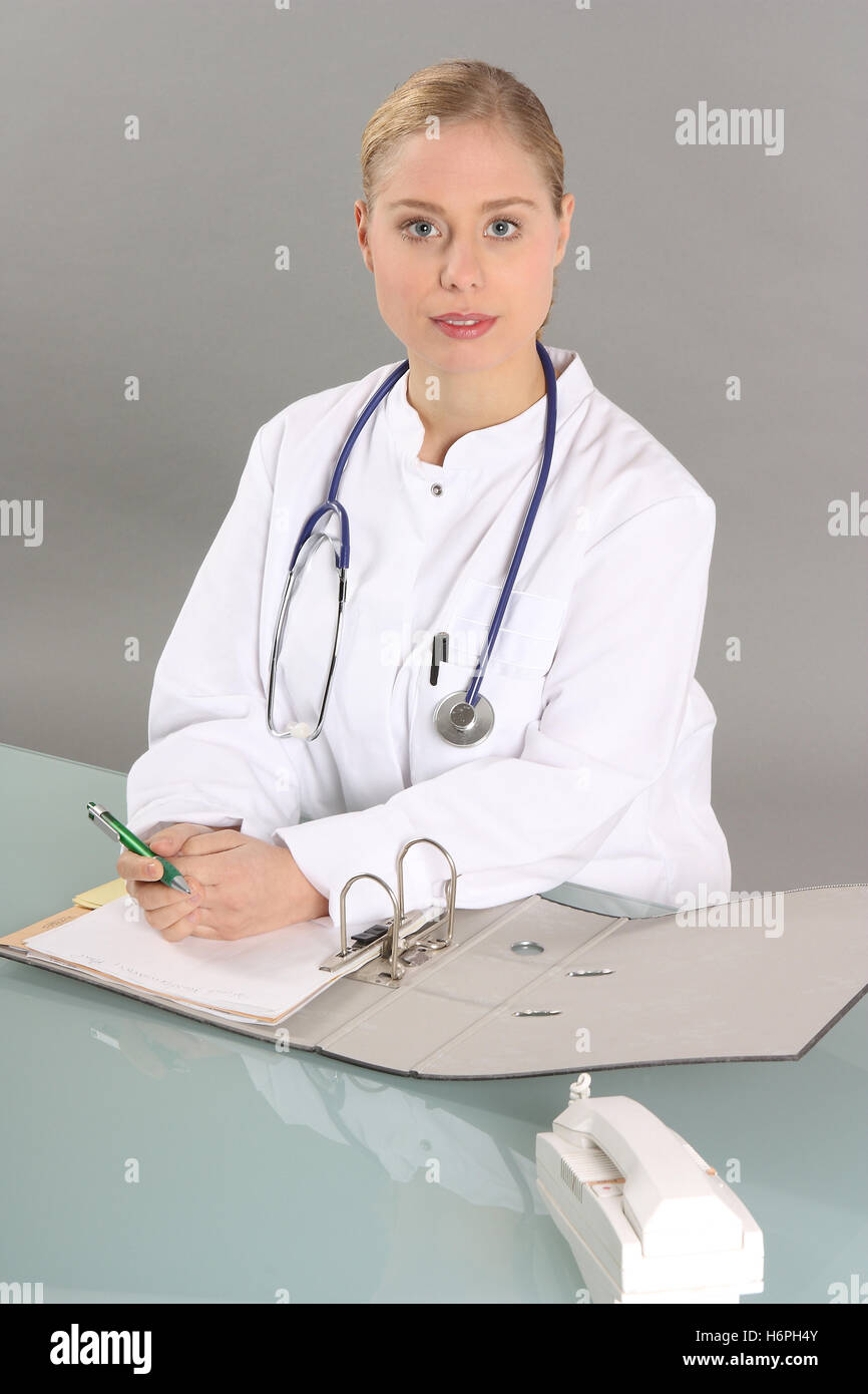 look at the file folder Stock Photo - Alamy