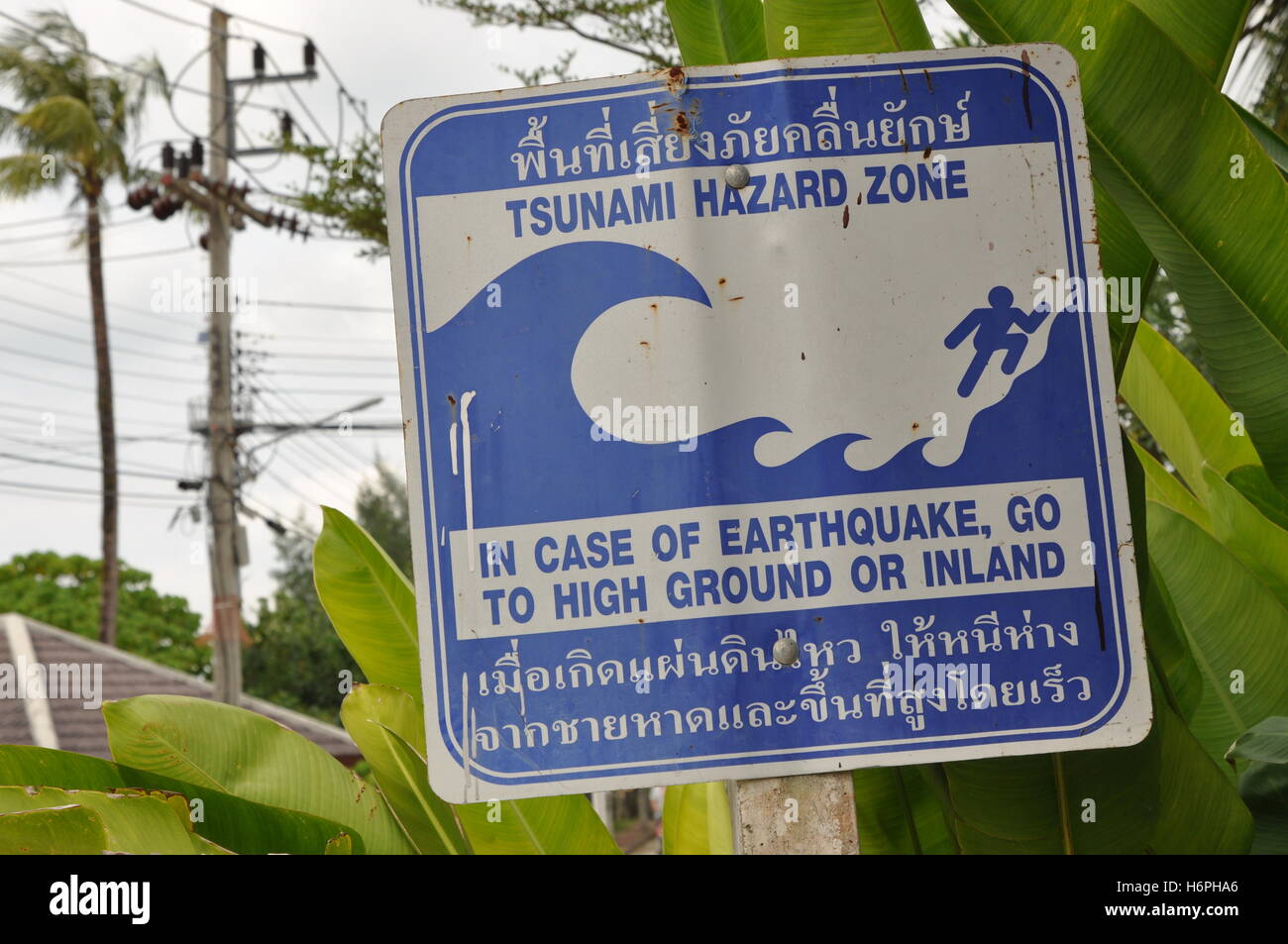 Tsunami danger signs hi-res stock photography and images - Alamy