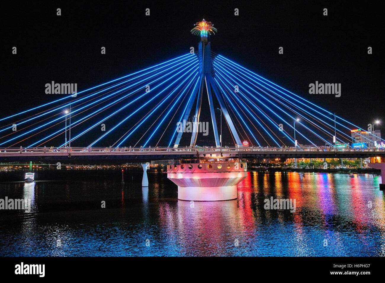 Han River Bridge (Cau Song Han) at night. Da Nang city, Vietnam Stock ...
