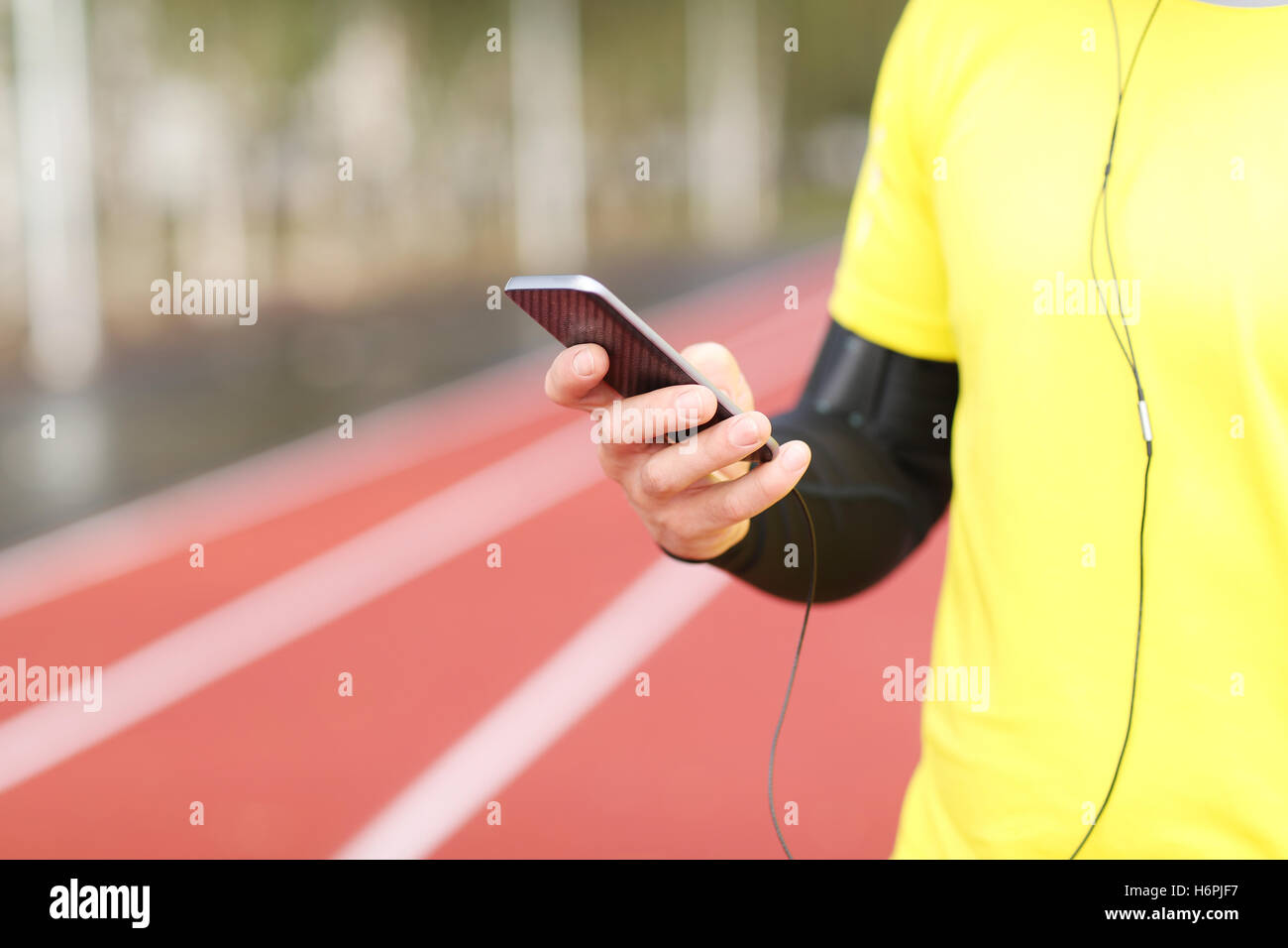 Man yellow exercise outdoor hi-res stock photography and images - Alamy