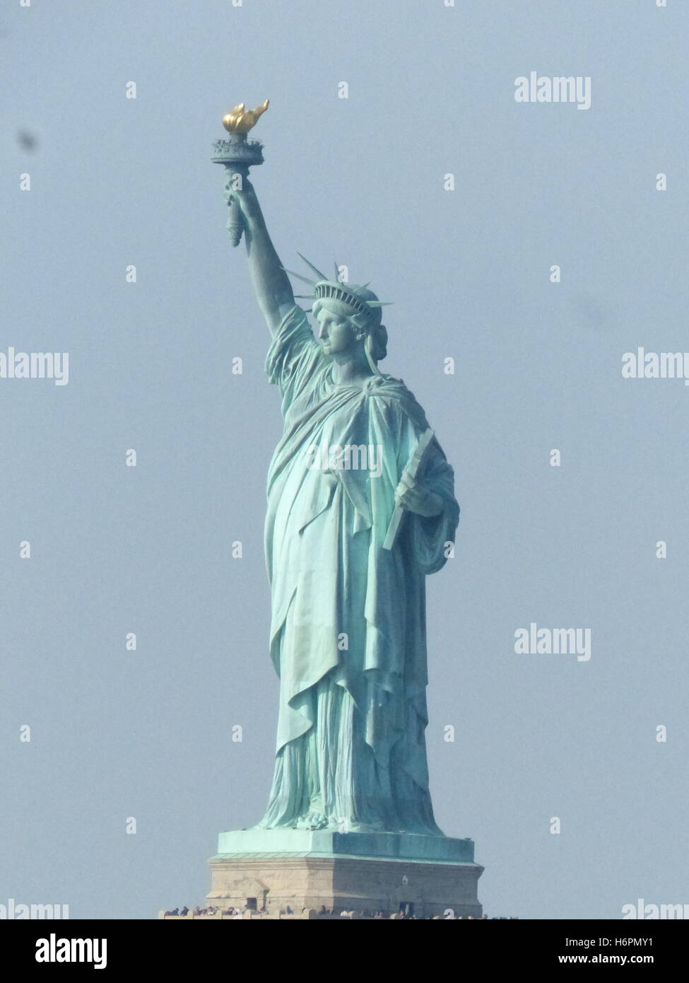 Statue of Liberty viewed from Staten Island Feryy Stock Photo - Alamy