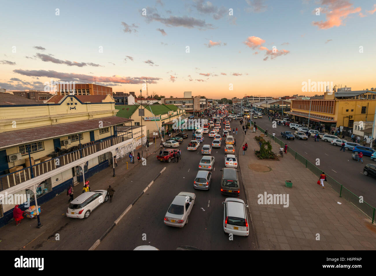 Harare zimbabwe city street hi-res stock photography and images - Alamy