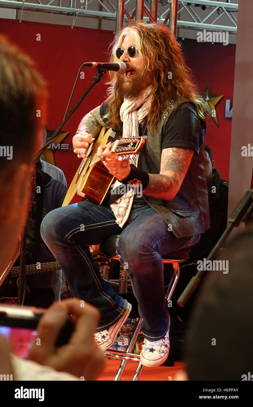 John corabi hi-res stock photography and images - Alamy