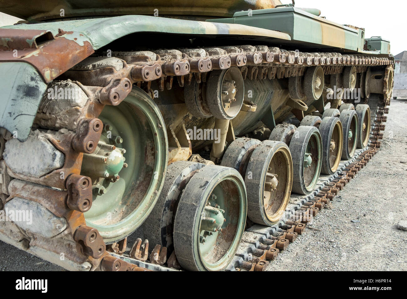 Tank tread hi-res stock photography and images - Alamy