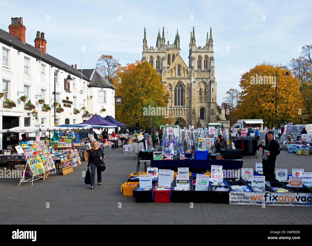 Selby Abbey North Yorkshire High Resolution Stock Photography and ...