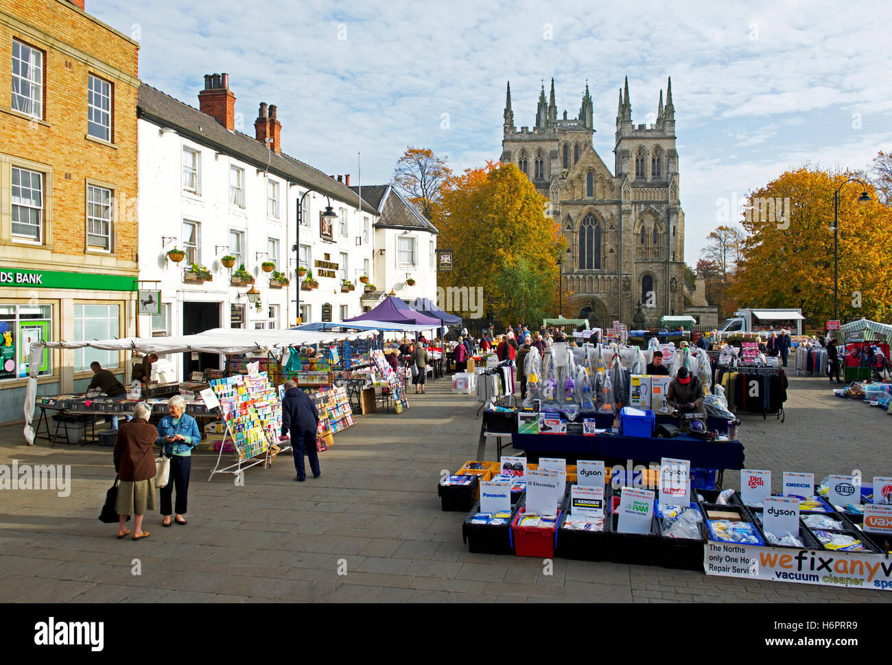 Selby Abbey North Yorkshire High Resolution Stock Photography and ...