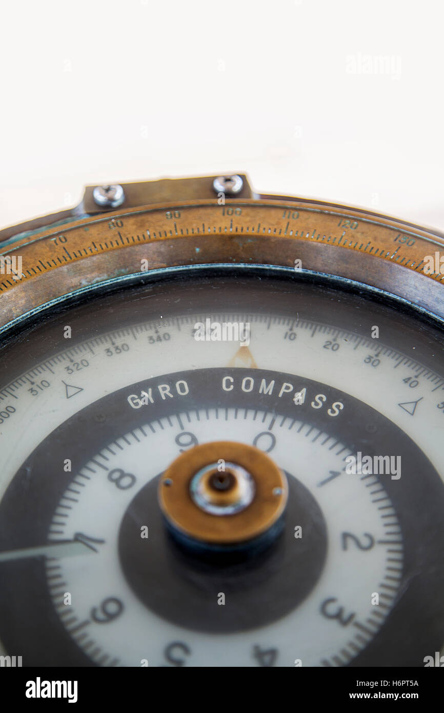 Çloseup detail of the old vintage compass Stock Photo - Alamy