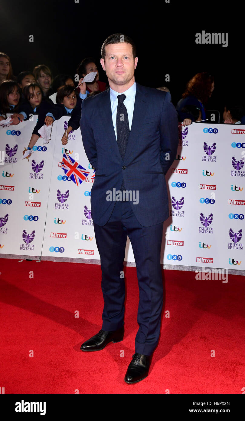 Dermot O'Leary attending The Pride of Britain Awards 2016, at Grosvenor ...