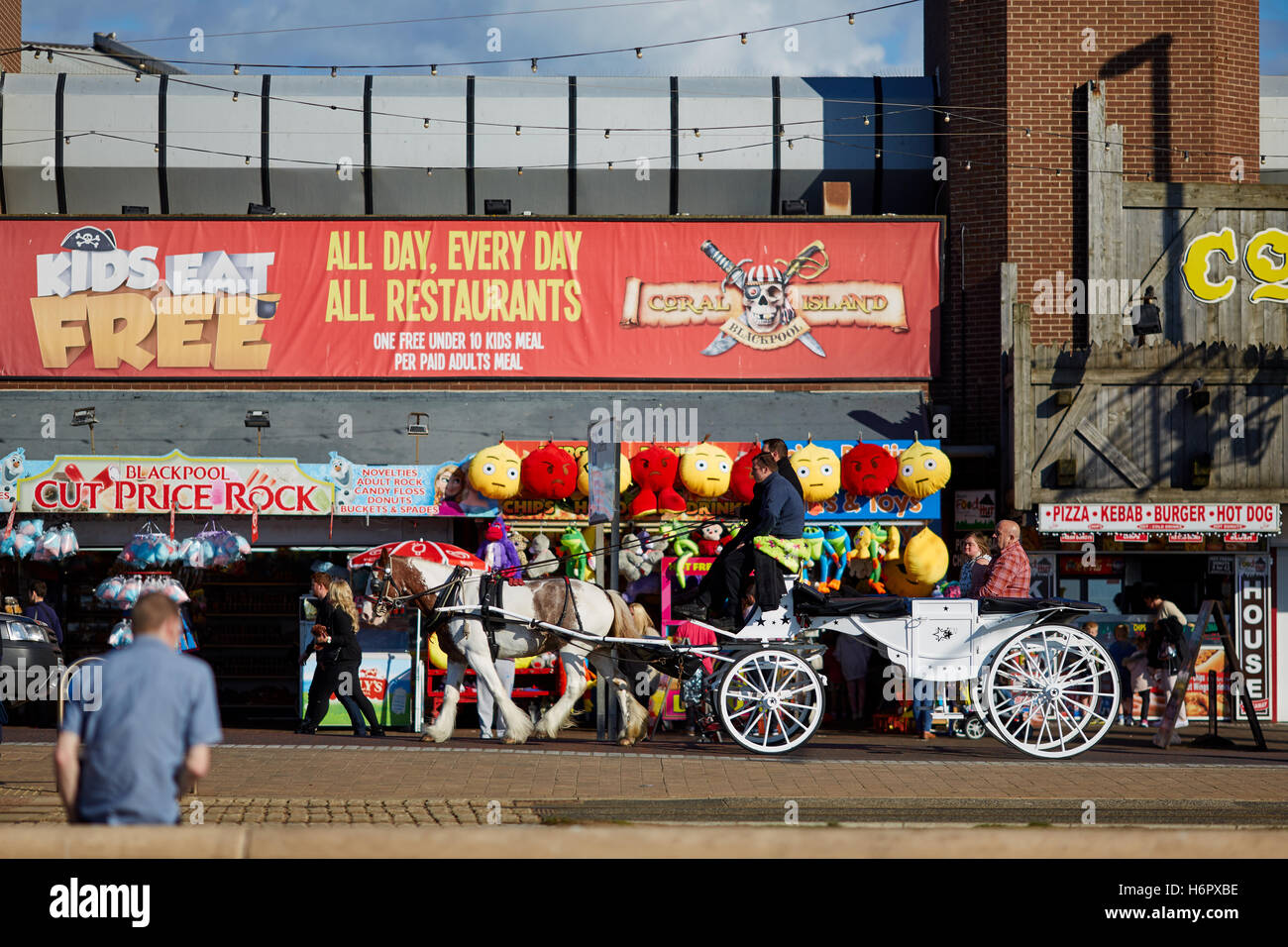 Blackpool horse carriage ride hi-res stock photography and images - Alamy