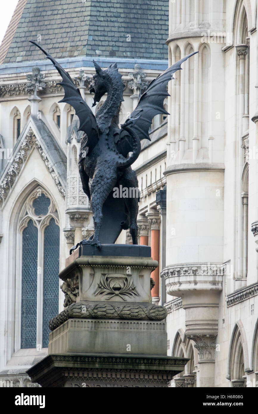 The famous drangon statue that indicates the border of the City of ...