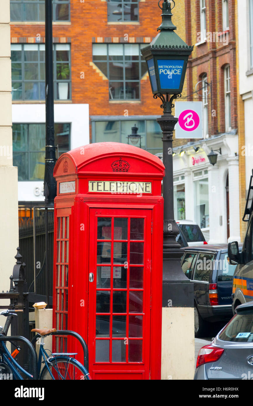 Phone Booth at London Metropolitan Police Stock Photo - Alamy