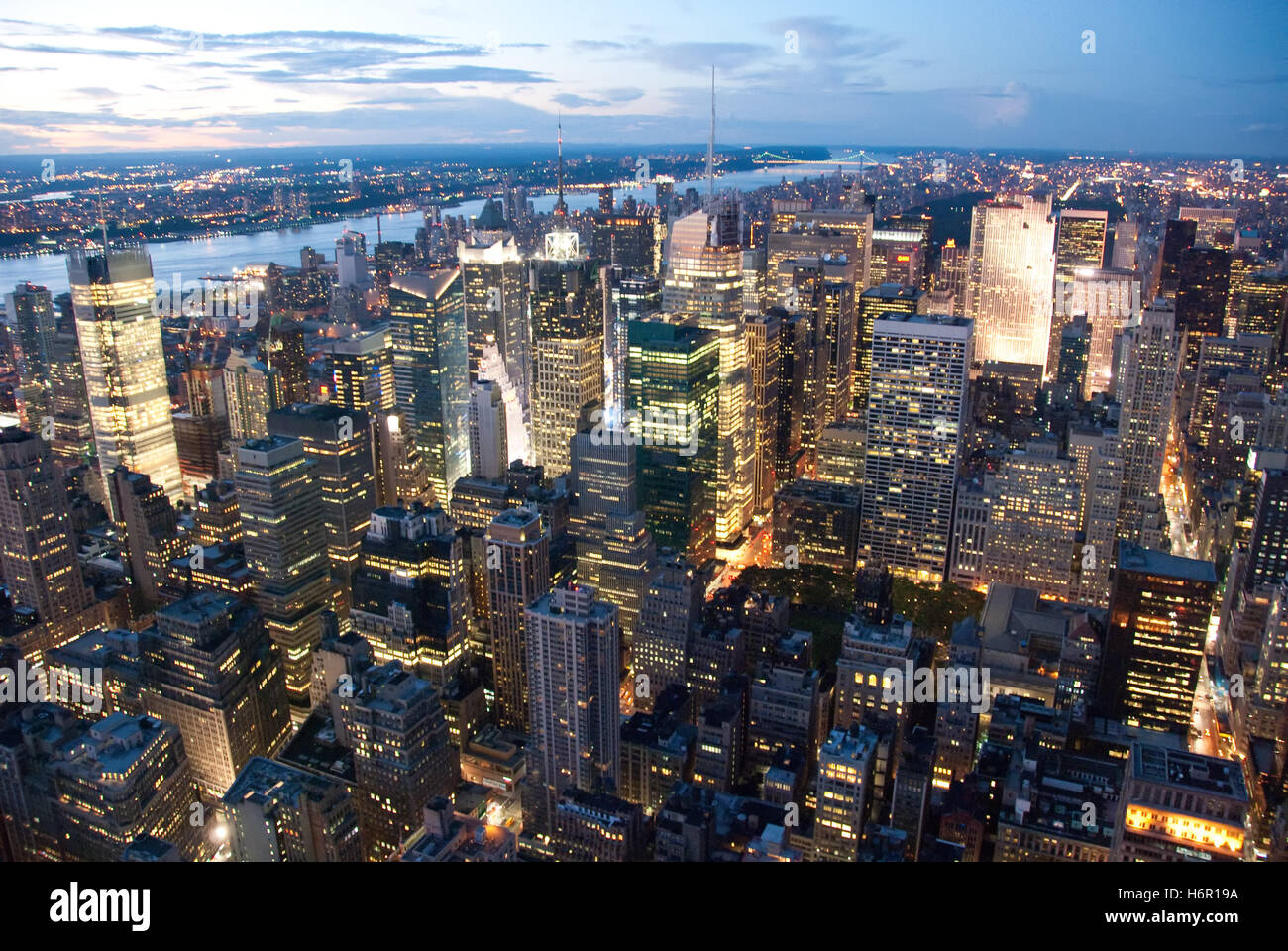 Large cities hi-res stock photography and images - Alamy