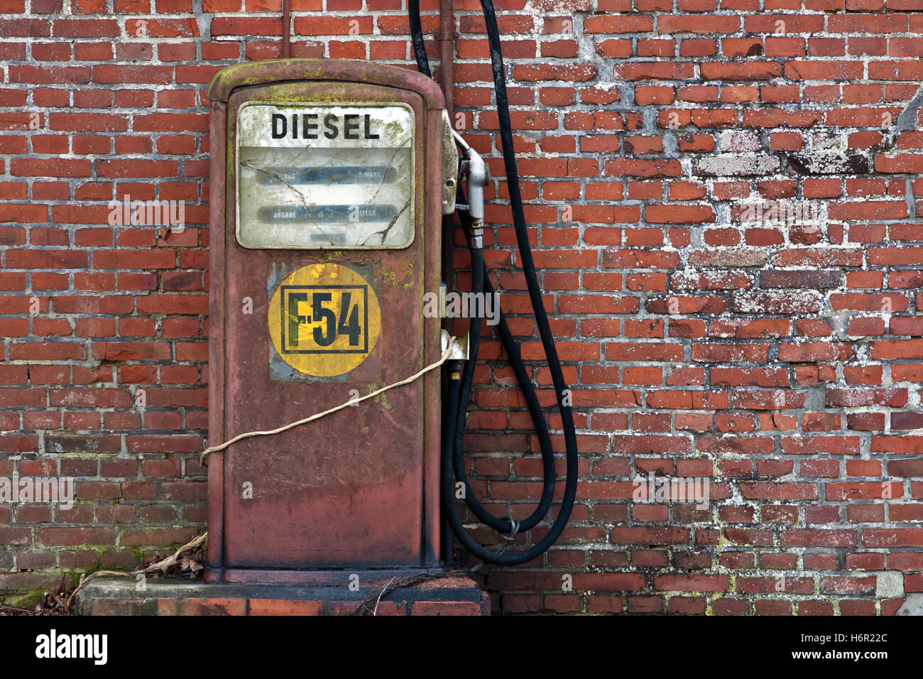 Fuel adverts fuel hi-res stock photography and images - Alamy
