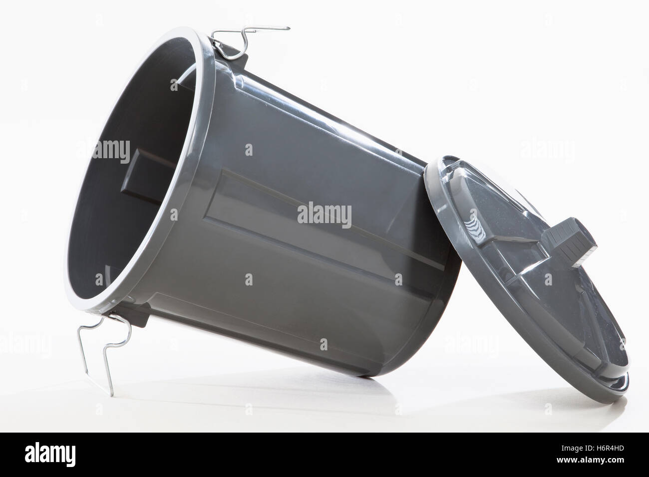 Trash barrel hi-res stock photography and images - Alamy