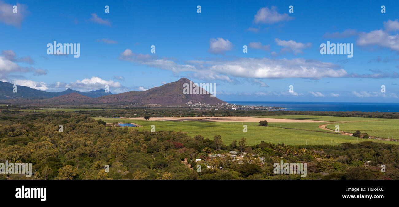 Panoramic view of the mountain, Tourelle du Tamarin, above the town of ...