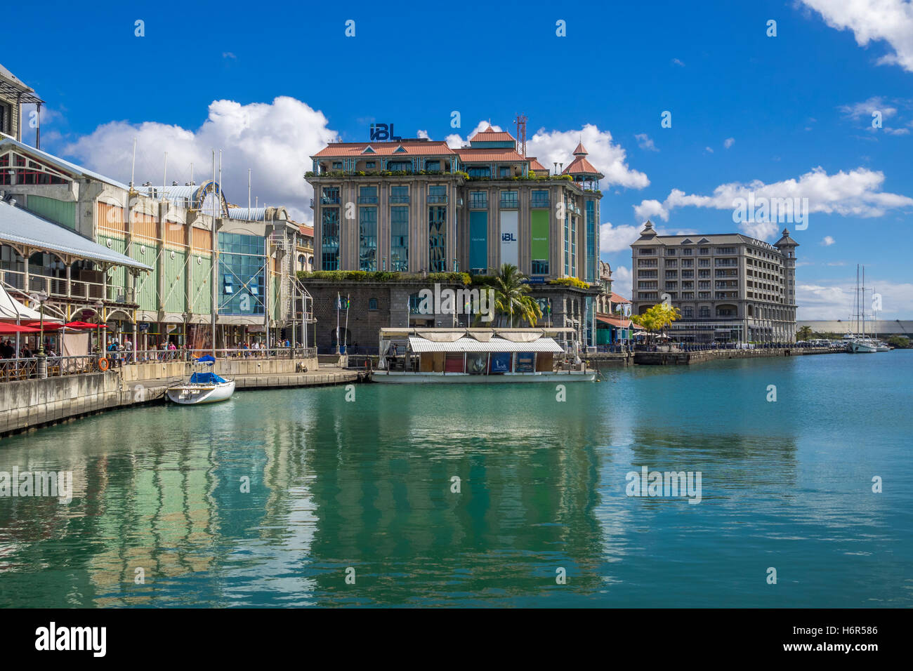 Caudan waterfront hi-res stock photography and images - Alamy