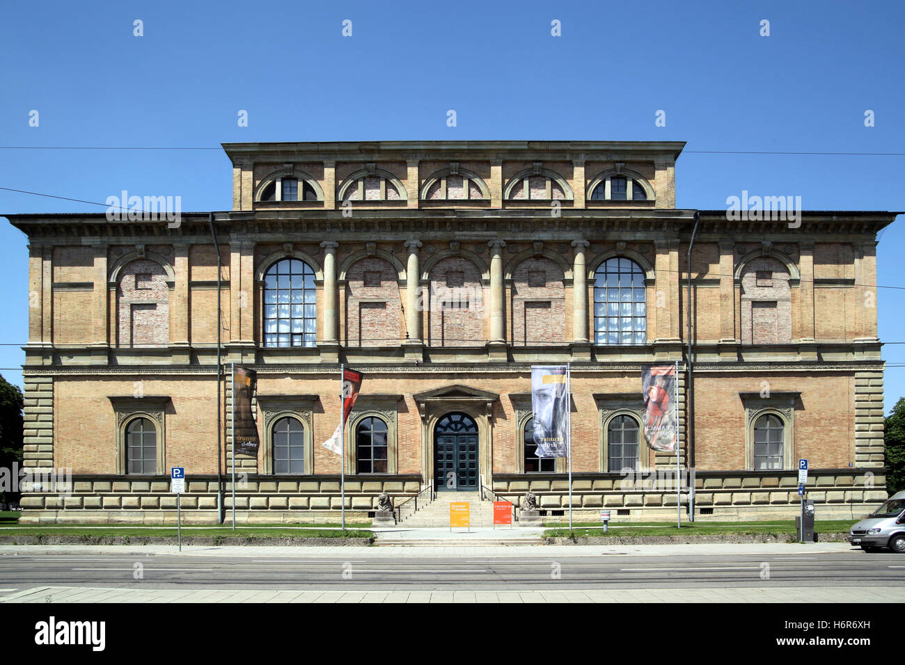Old pinakothek hi-res stock photography and images - Alamy