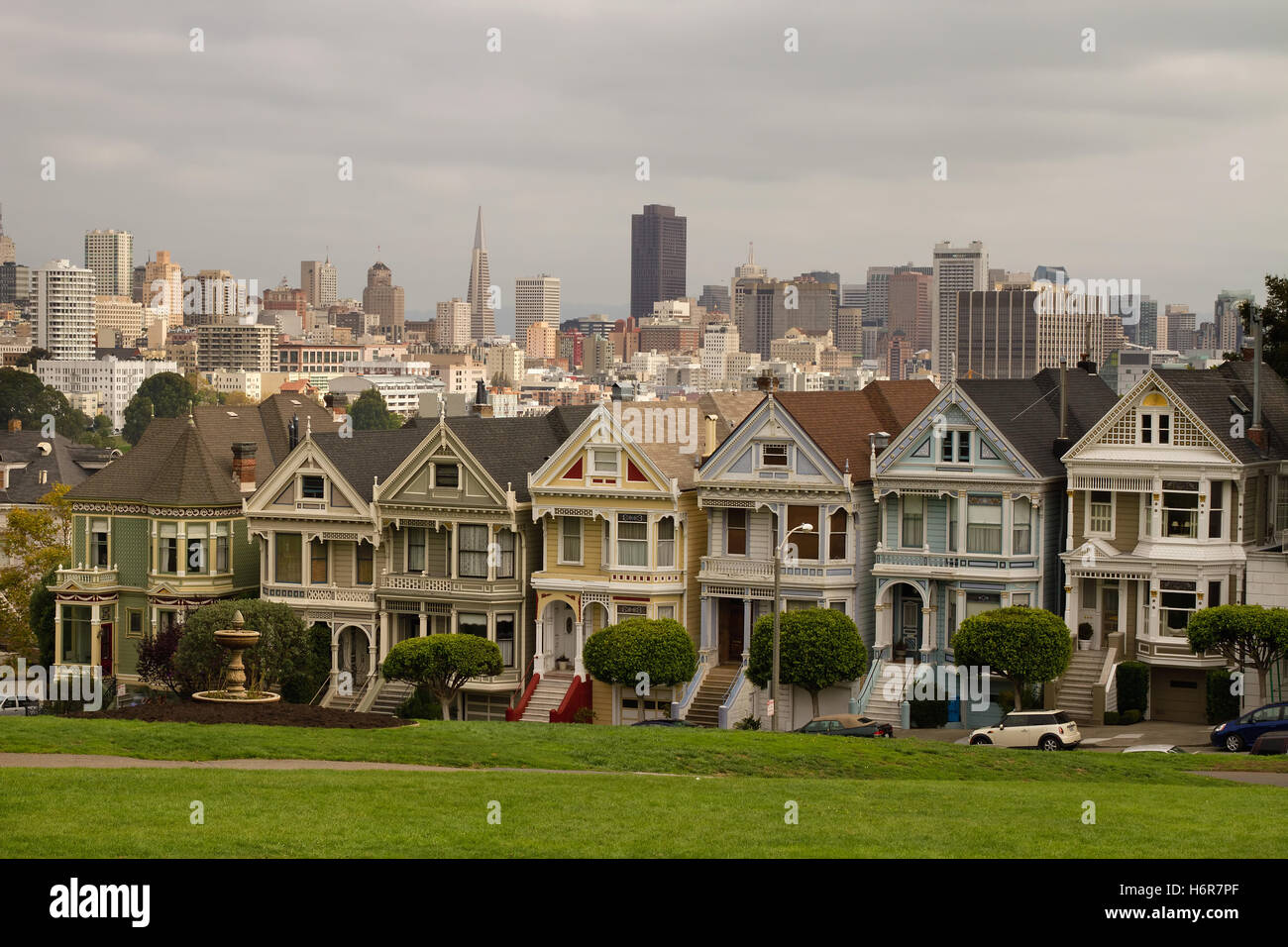 Historic homes and buildings hi-res stock photography and images - Alamy