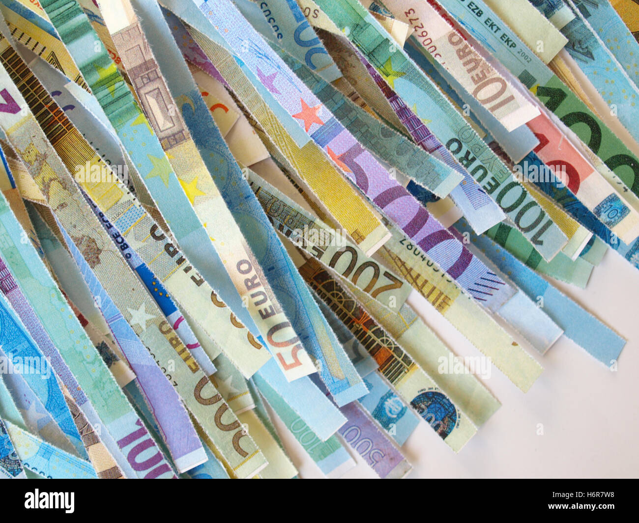 note memo euro cut banknotes shredder burn sheet of paper paper money ...
