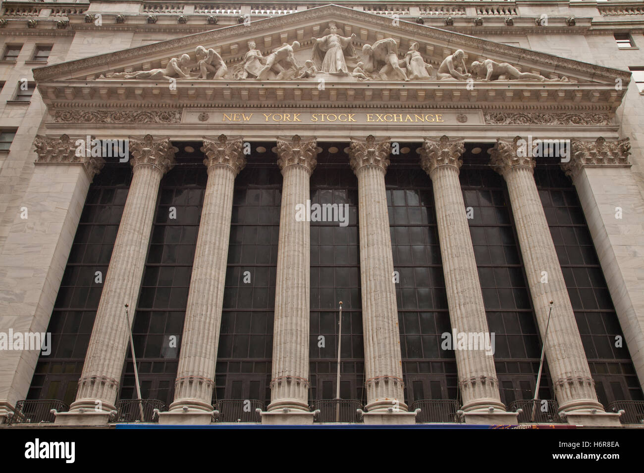 New york stock exchange interior hi-res stock photography and images ...