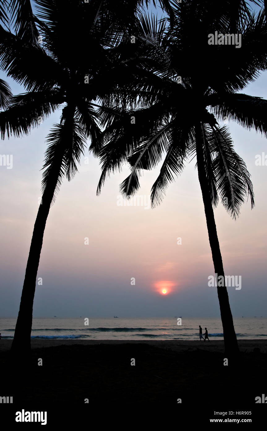 Astonishing sunset hi-res stock photography and images - Alamy
