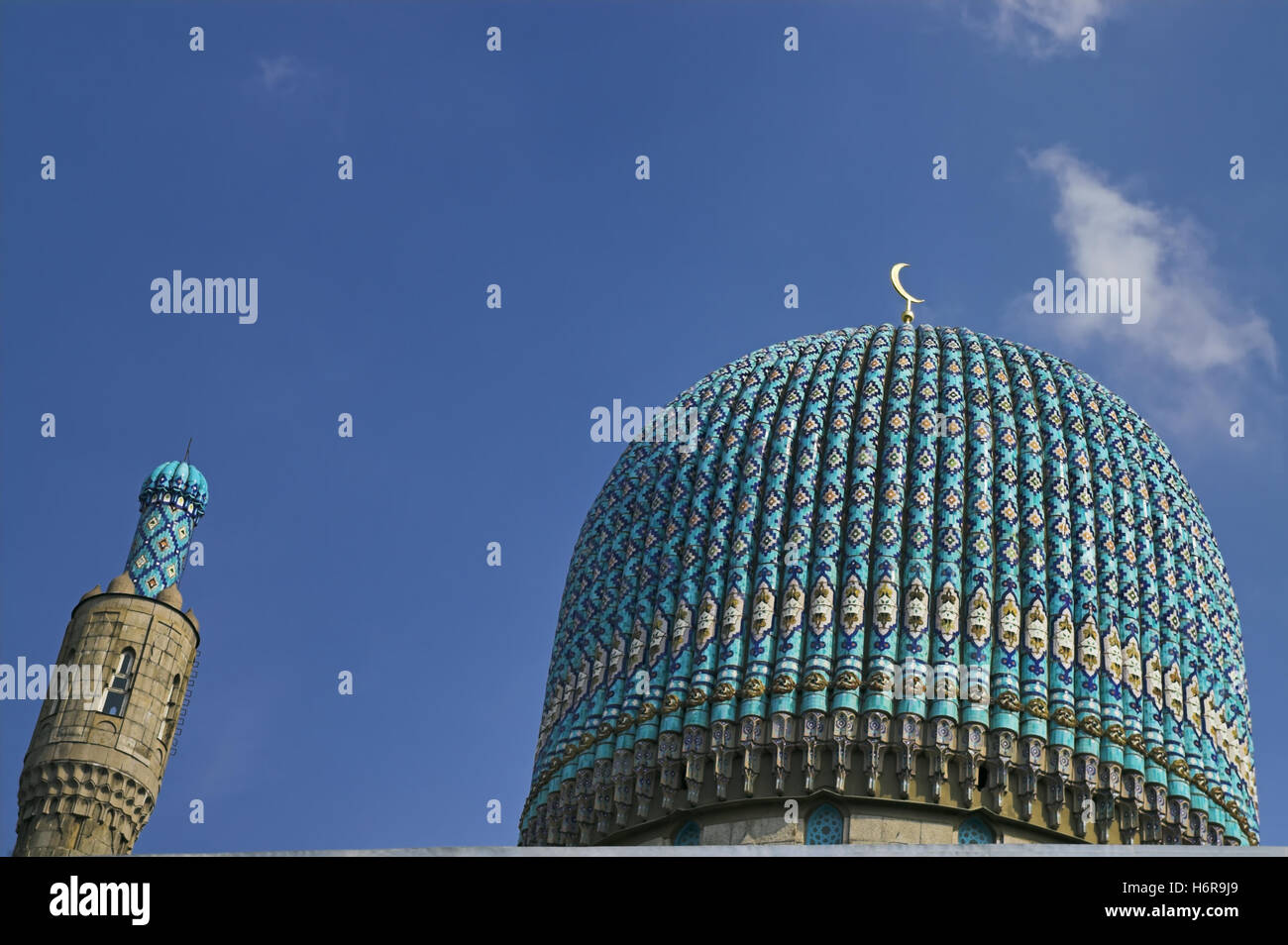 Islamic temples hi-res stock photography and images - Alamy