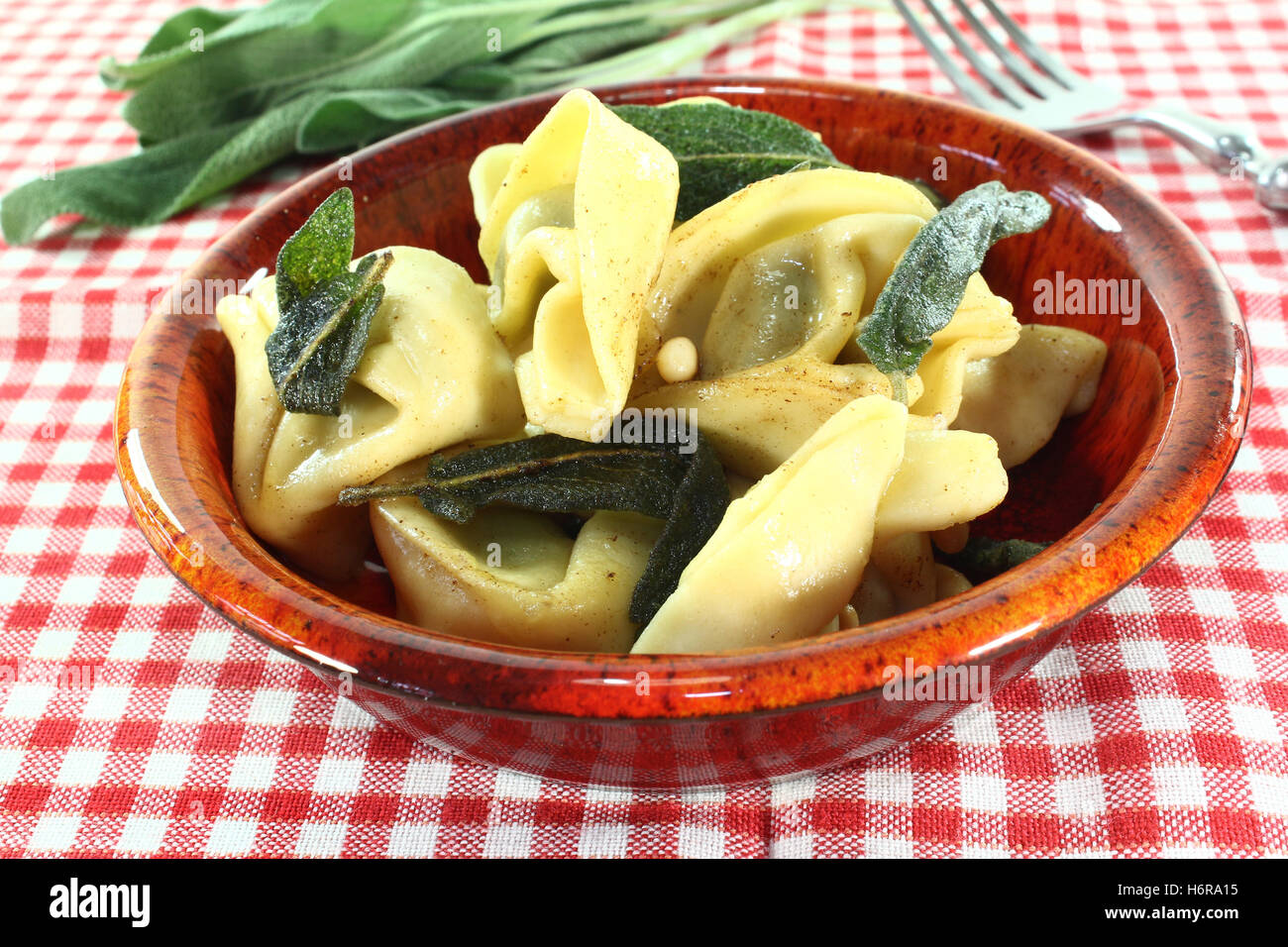 Sage food hi-res stock photography and images - Alamy
