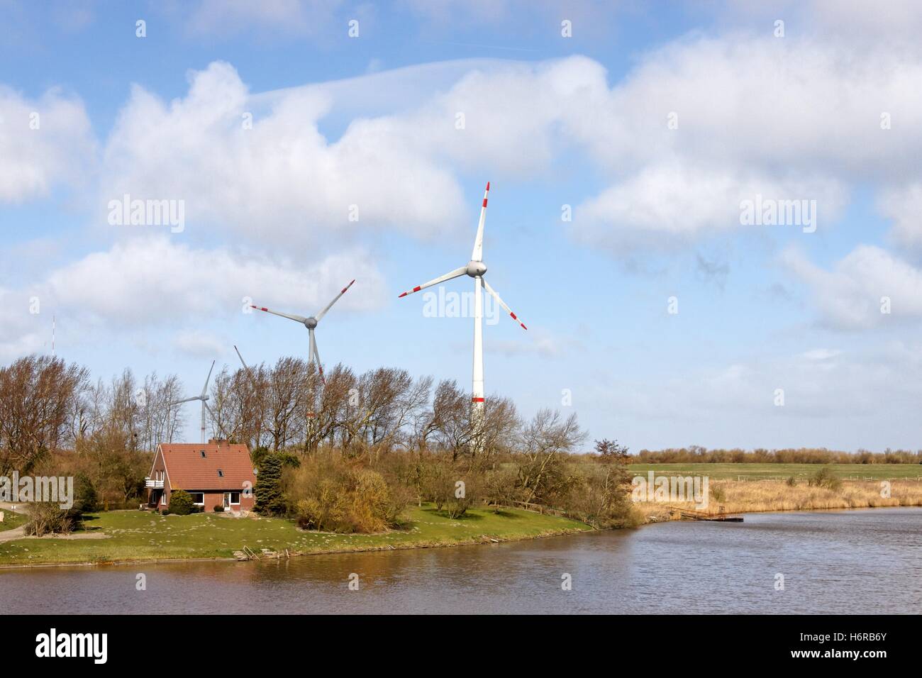 Channel wind farm hi-res stock photography and images - Alamy