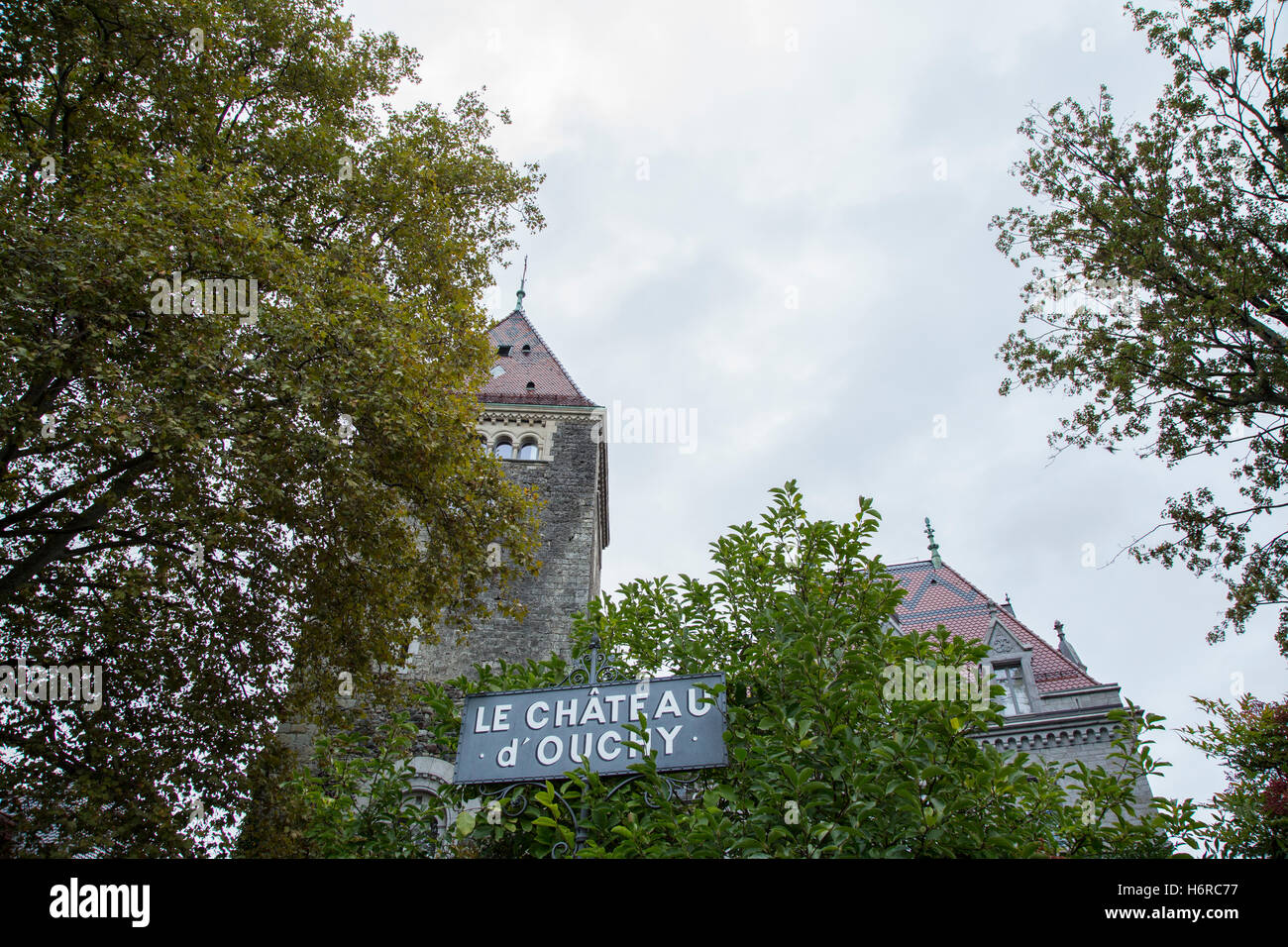 Chateau douchy lake hi-res stock photography and images - Alamy