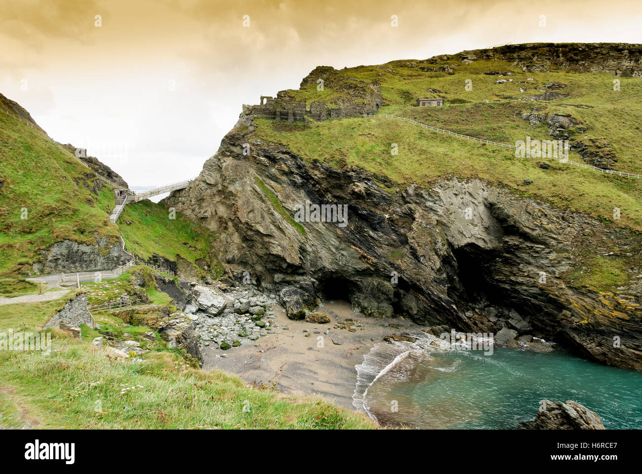 Cave construction hi-res stock photography and images - Alamy