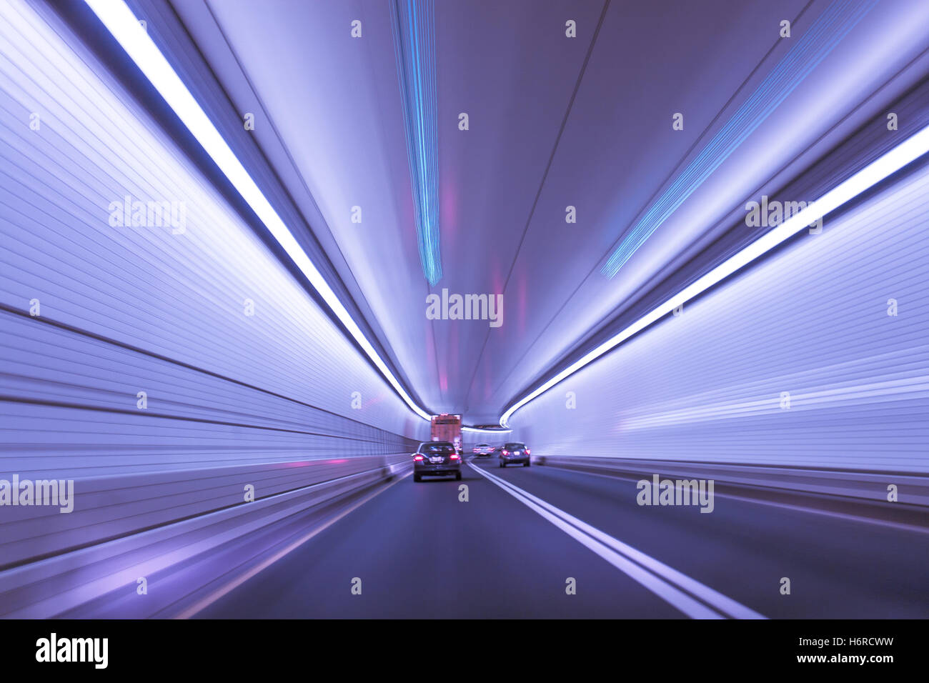 Car tunnels hi-res stock photography and images - Alamy