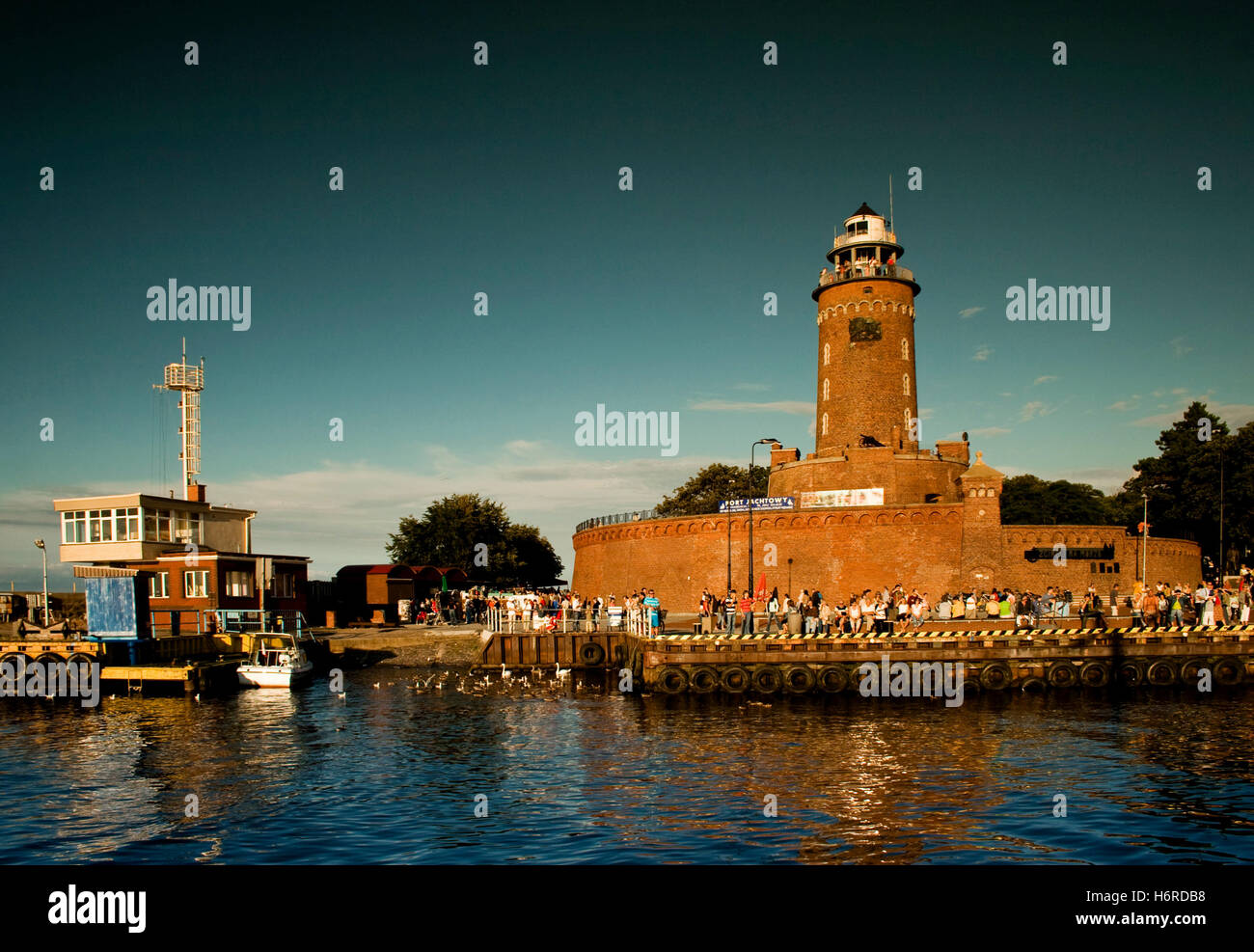 Harbor statues hi-res stock photography and images - Alamy