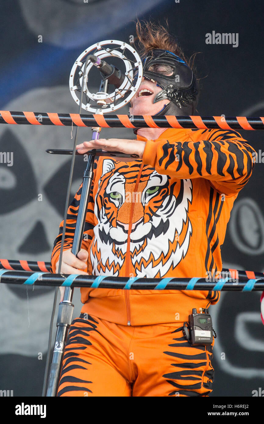 New Orleans, Louisiana, USA. 30th Oct, 2016. MAYNARD JAMES KEENAN of ...