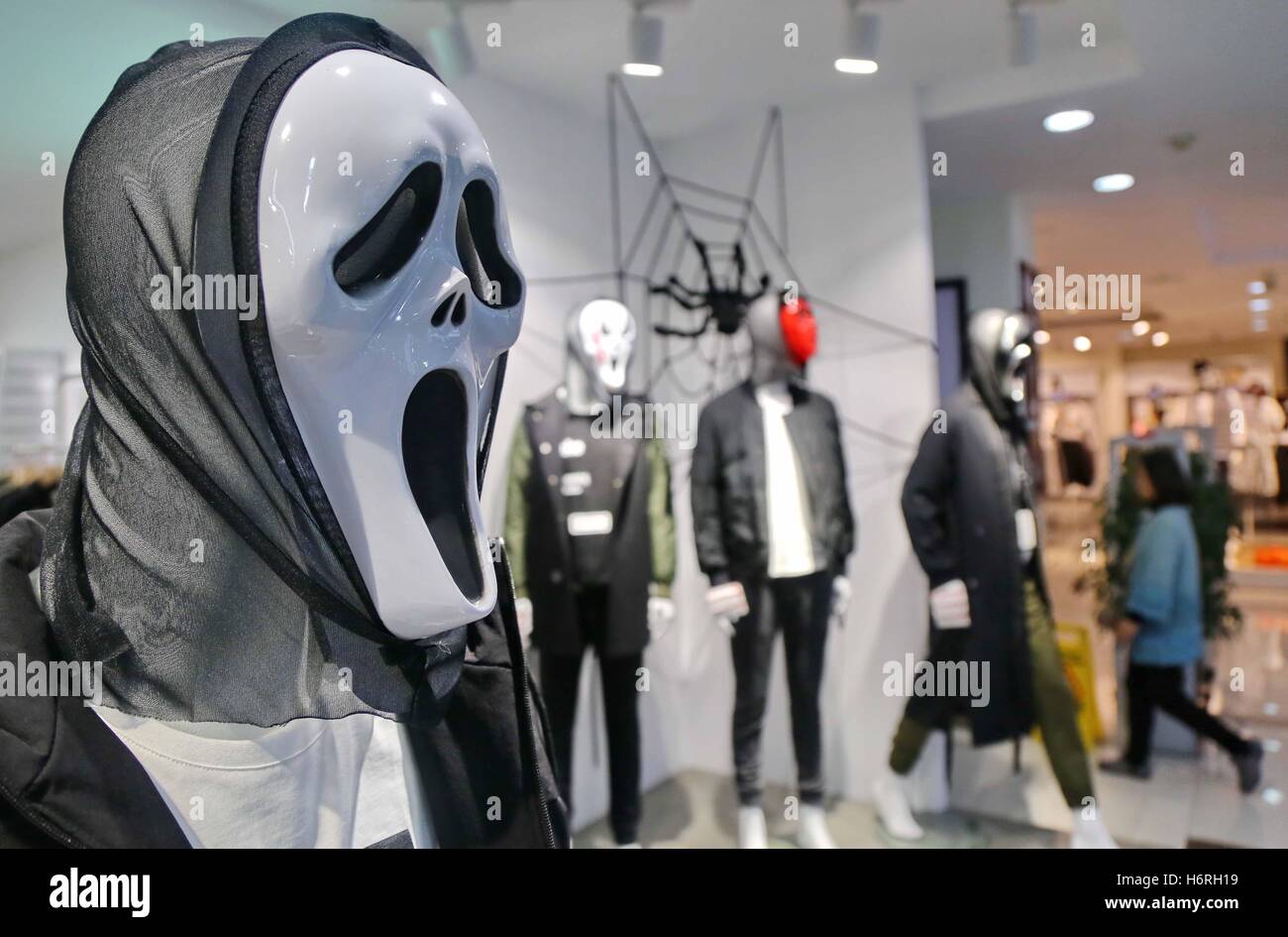 China ghost mall hi-res stock photography and images - Alamy