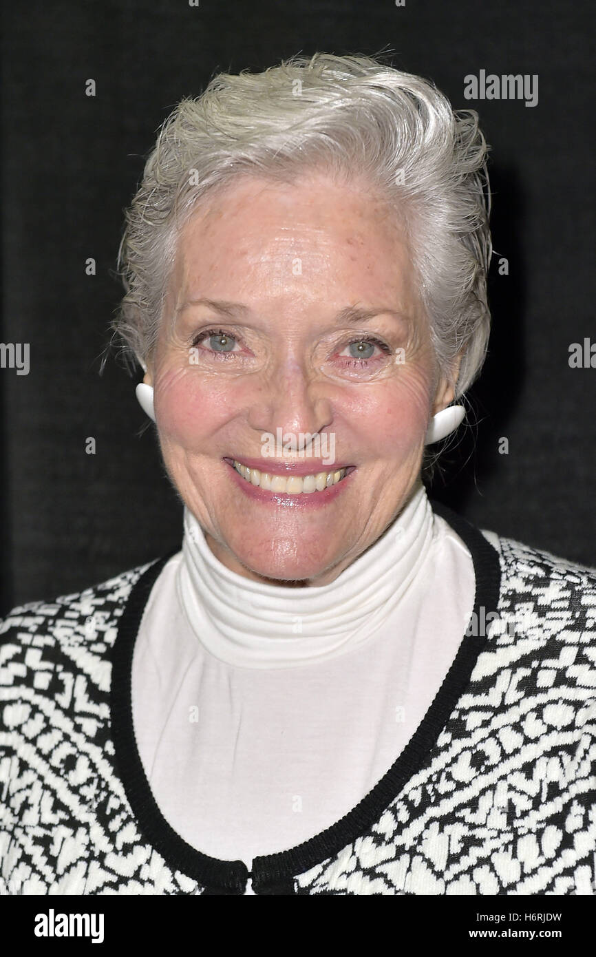 Los Angeles, USA. 30th Oct, 2016. Lee Meriwether at Stan Lee's L.A ...