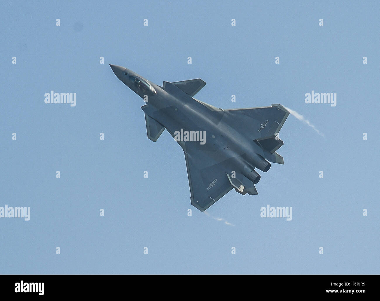 J 20 stealth fighter hi-res stock photography and images - Alamy