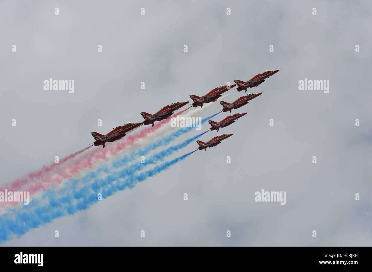 Zhuhai, China. 1st Nov, 2016. The August 1st Air Demonstration Team ...