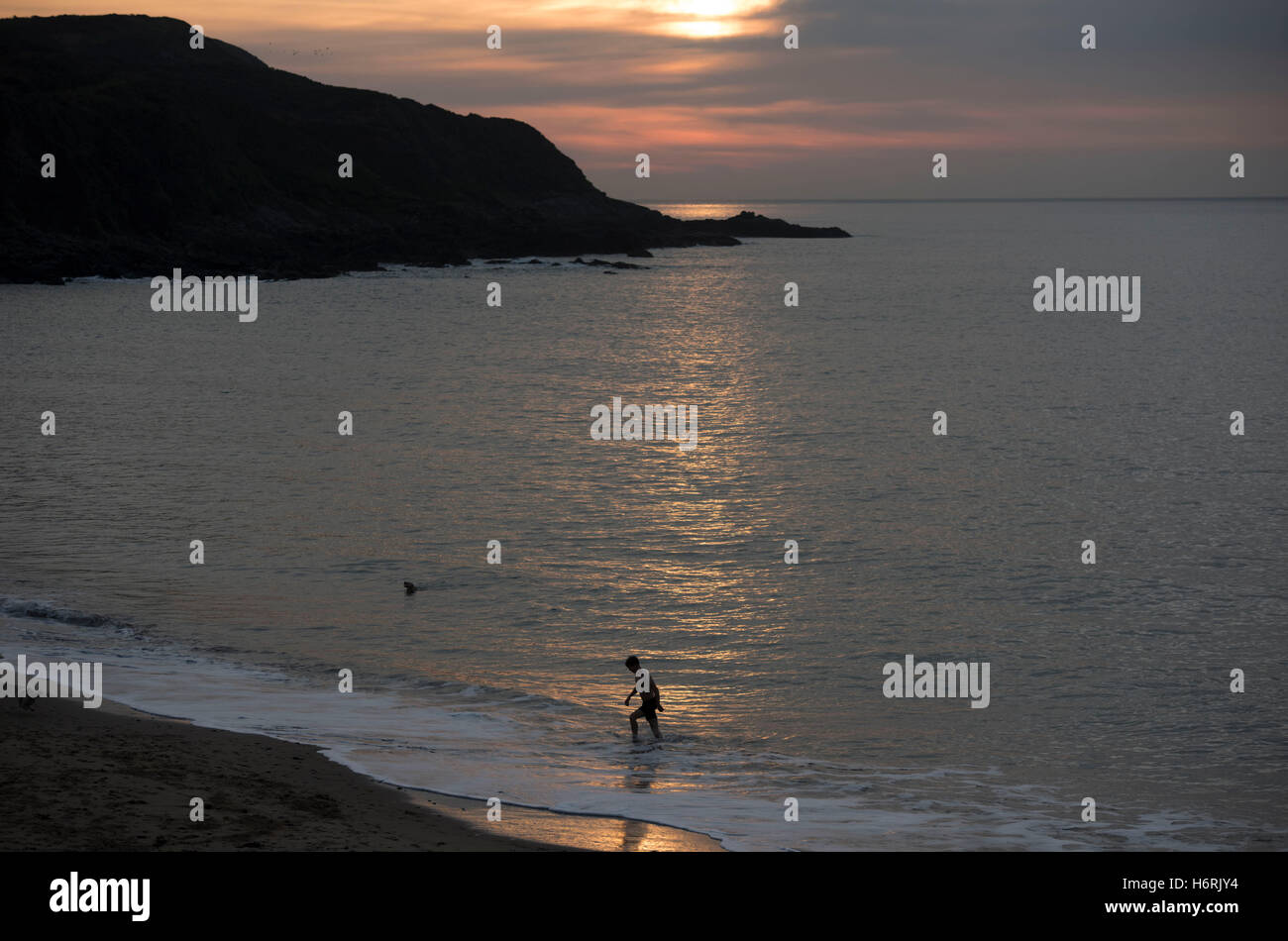 Brave swimmer hi-res stock photography and images - Alamy
