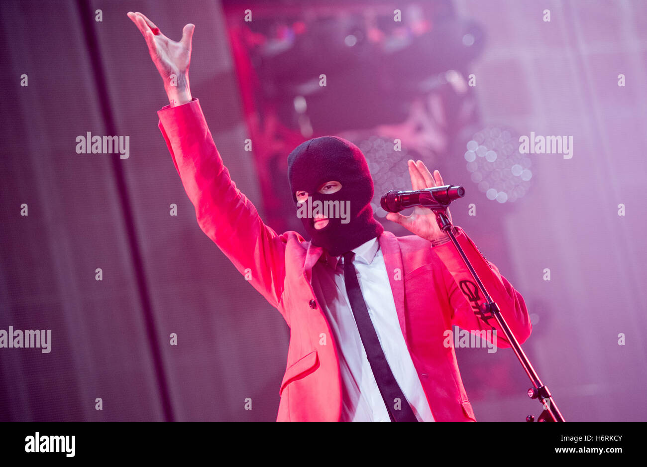 Twenty one pilots tyler joseph hi-res stock photography and images - Alamy