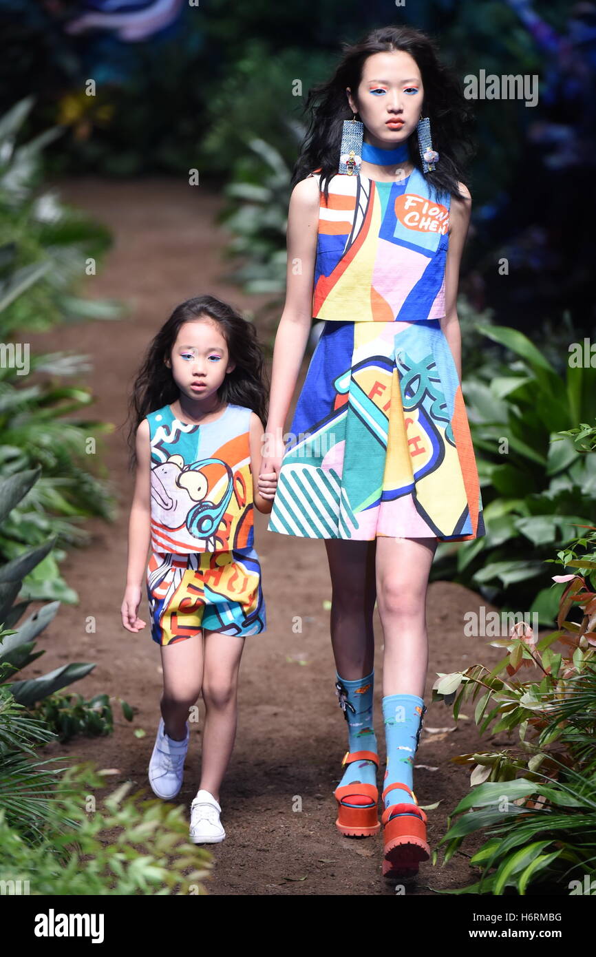 Fiona chen hi-res stock photography and images - Alamy